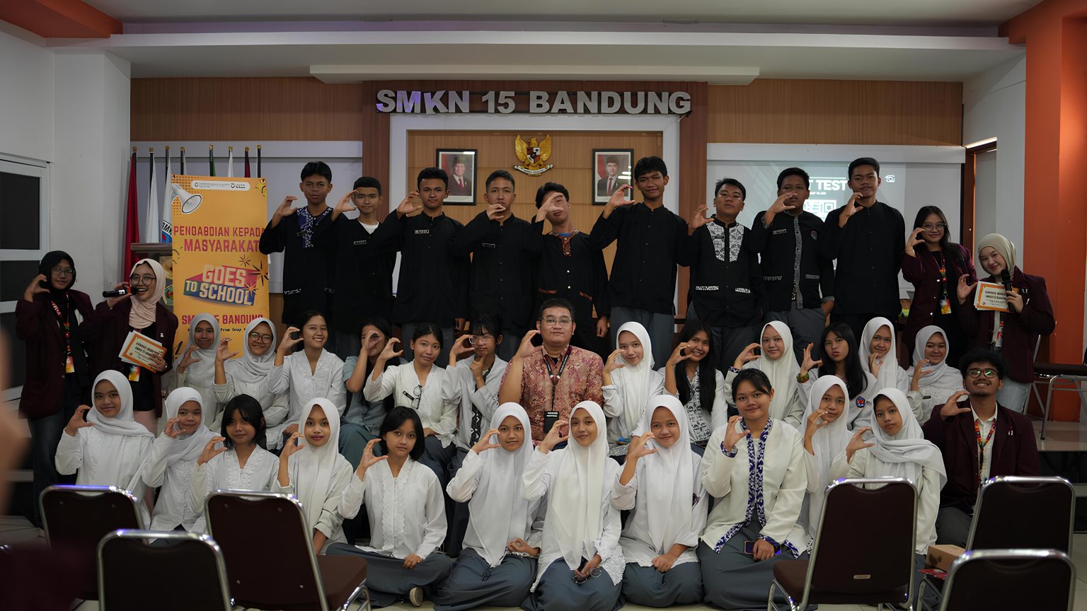 Siswa SMKN 15 Bandung Dalami Seni Fotografi Lewat Seminar Photography ...